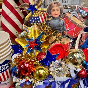 Americana Patriotic Vintage Union Leader Tin Red White Blue Decor ...