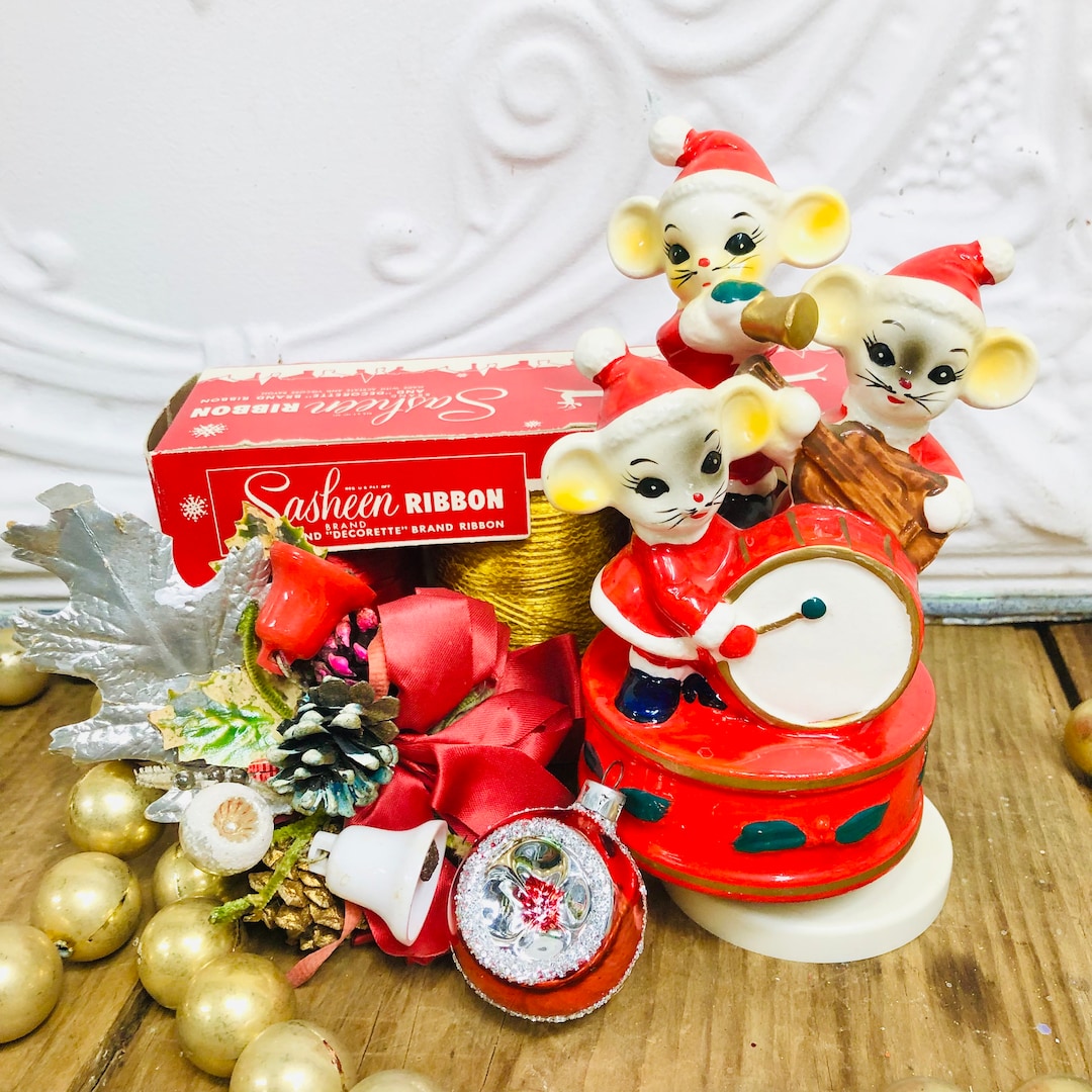 Vintage Christmas Music Box 1960s Sankyo Japan Santa Mice Band - Etsy