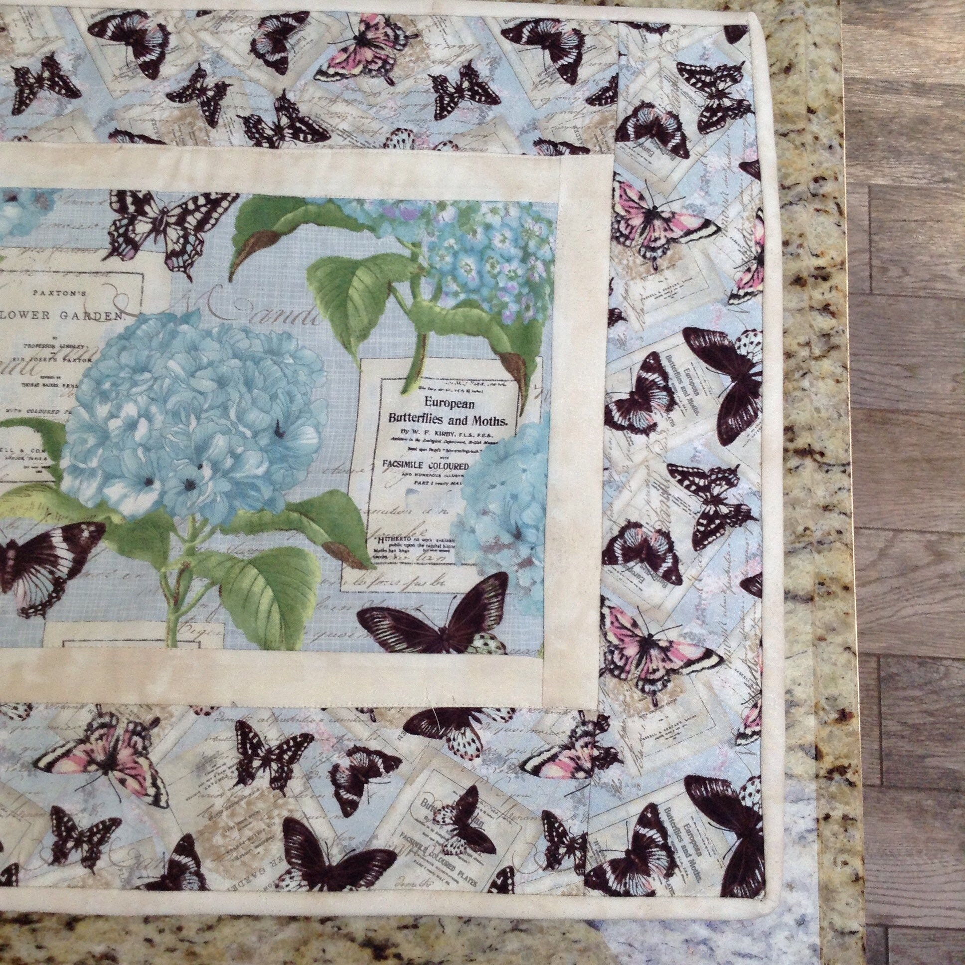 Hydrangea Table Runner - Etsy