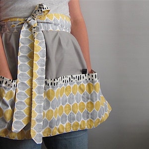 Cafe Apron, Hip Apron, Half Apron With Pockets - Collection Nature ...