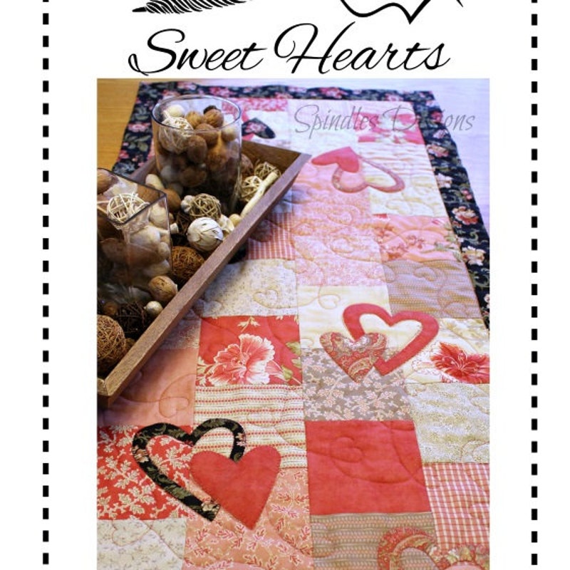 Heart Table Runner - Etsy