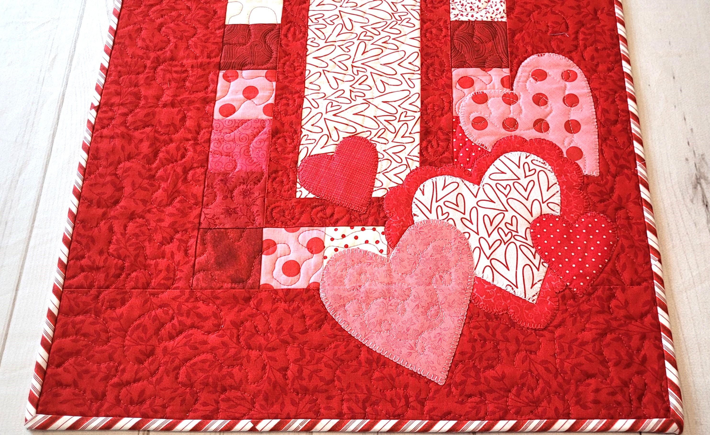 Valentine Heart Quilted Table Runner Pattern, PDF File, Heart Applique ...