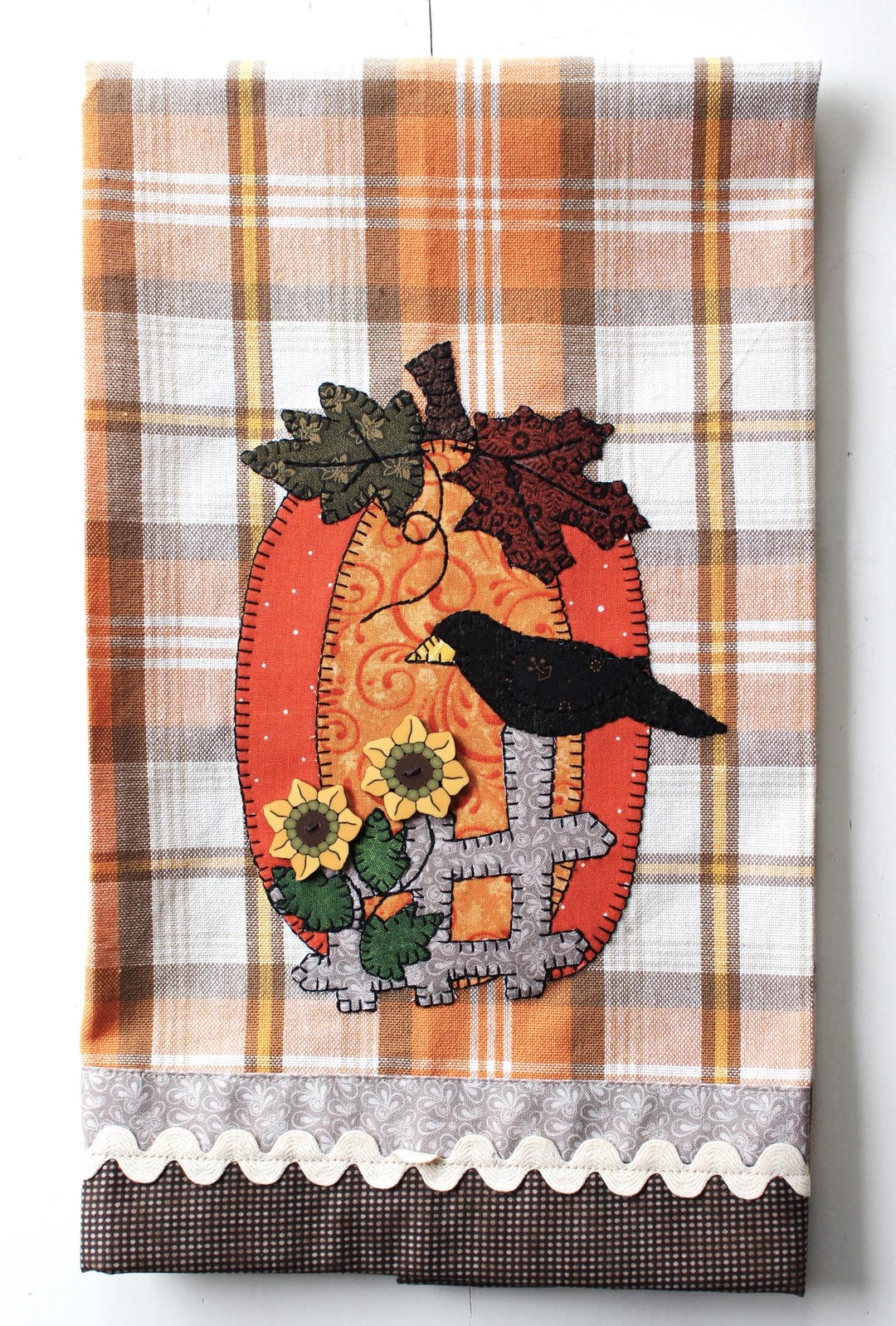 Pumpkin and Crow Applique Kitchen Towel - Etsy
