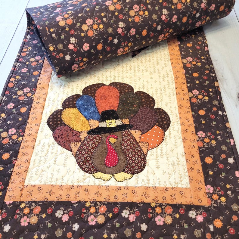 Turkey Table Runner Quilt Pattern: Thanksgiving Decor (digital Download ...
