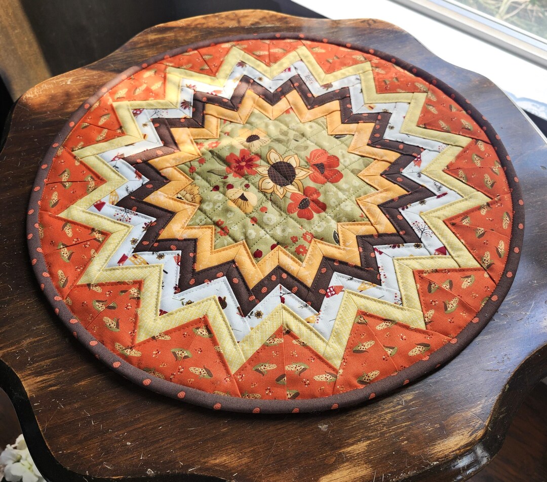Harvest Time Folded Star Table Topper, Quilted Fall Large Trivet ...
