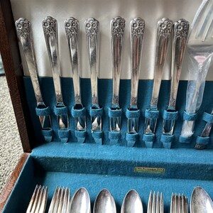 William Rogers & Son Flatware Set April International Silver Sunflower ...