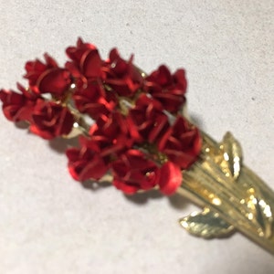 VTG Signed DM 97 Bouquet Dozen Long Stem Red Roses Flower Pin Brooch ...