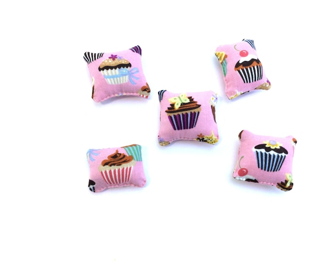 Cupcake Mini Pillows, Doll Pillows, Miniature Pillows, Dollhouse Decor ...