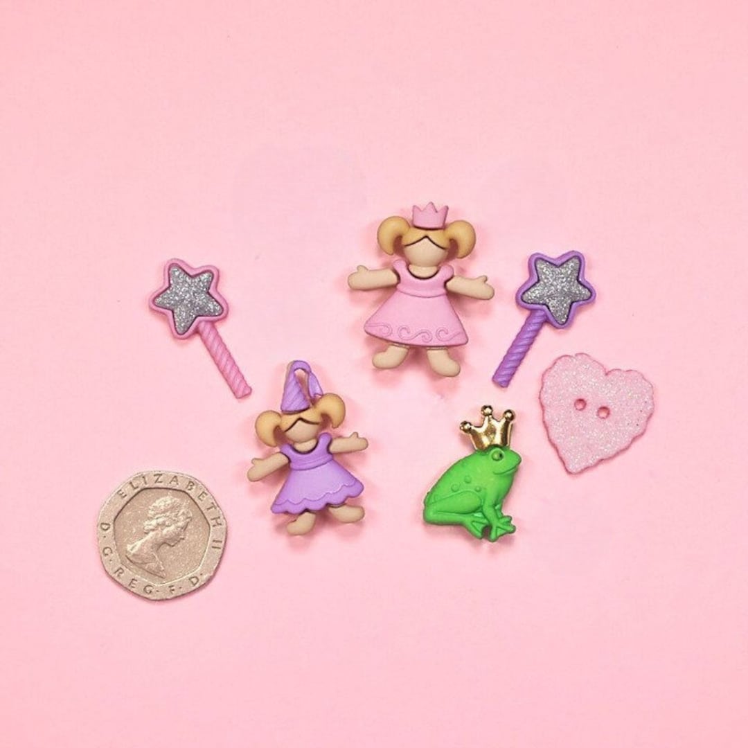 6 Dress It up Buttons, 2 Fairy Princess Buttons, 2 Magic Wand Buttons ...