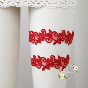 Red Beaded Lace Wedding Garter Set Red Bridal Garterred Toss - Etsy