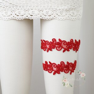 Red Beaded Lace Wedding Garter Set Red Bridal Garterred Toss - Etsy