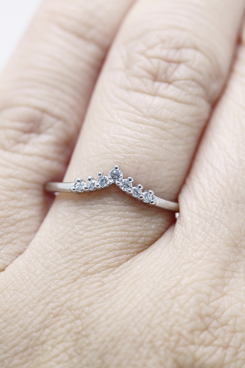 Seven Diamonds Pointy Ring - 14k White Gold - Minimal Gold Ring - Etsy