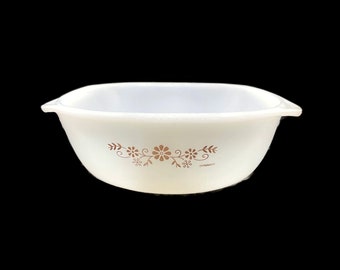 Vintage 1960s Dynaware Termocrisa Oval Casserole, White Milk Glass ...