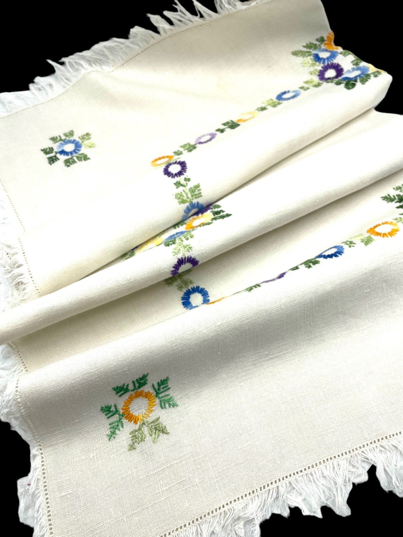Vintage Embroidered Linen Tablecloth: Floral Fringed Hem, 30x30 - Etsy