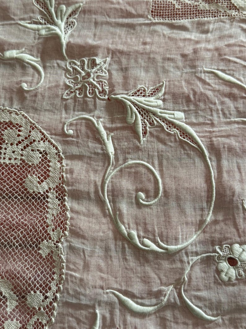 Antique Embroidered Coverlet, Queen Size White Bedspread, Lace Bed ...