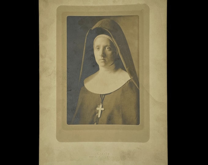 Vintage Photo Portrait of A Nun in Her Habit, 1930s, Old Traditional ...