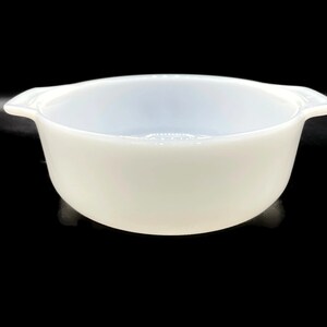 Vintage 1960s Dynaware Termocrisa Casserole, White Milk Glass Brown ...