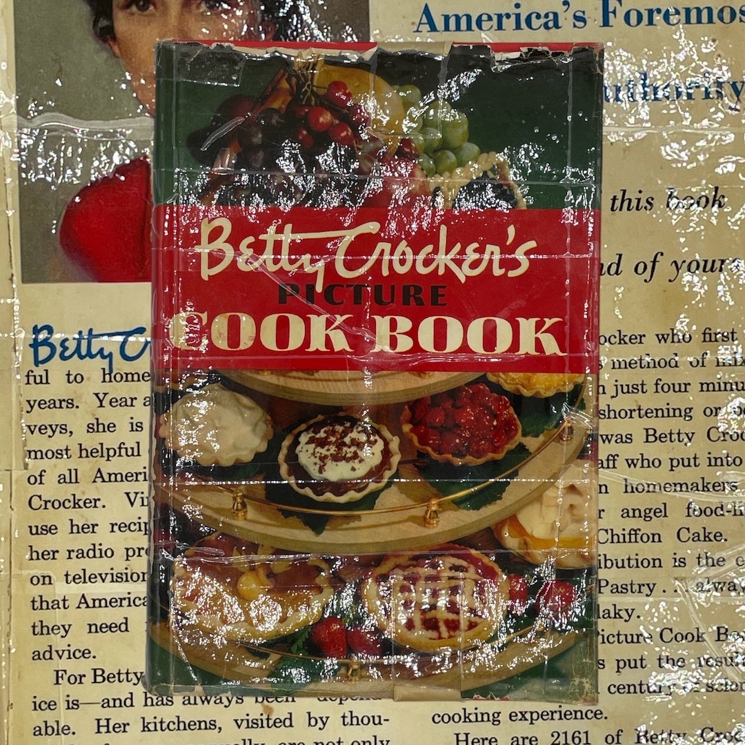 Vintage 1950 Cookbook, Betty Crocker's Picture Cook Book, First Edition ...