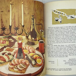 Vintage 1950s Cookbook, the General Foods Kitchens Cookbook, 1959 First ...