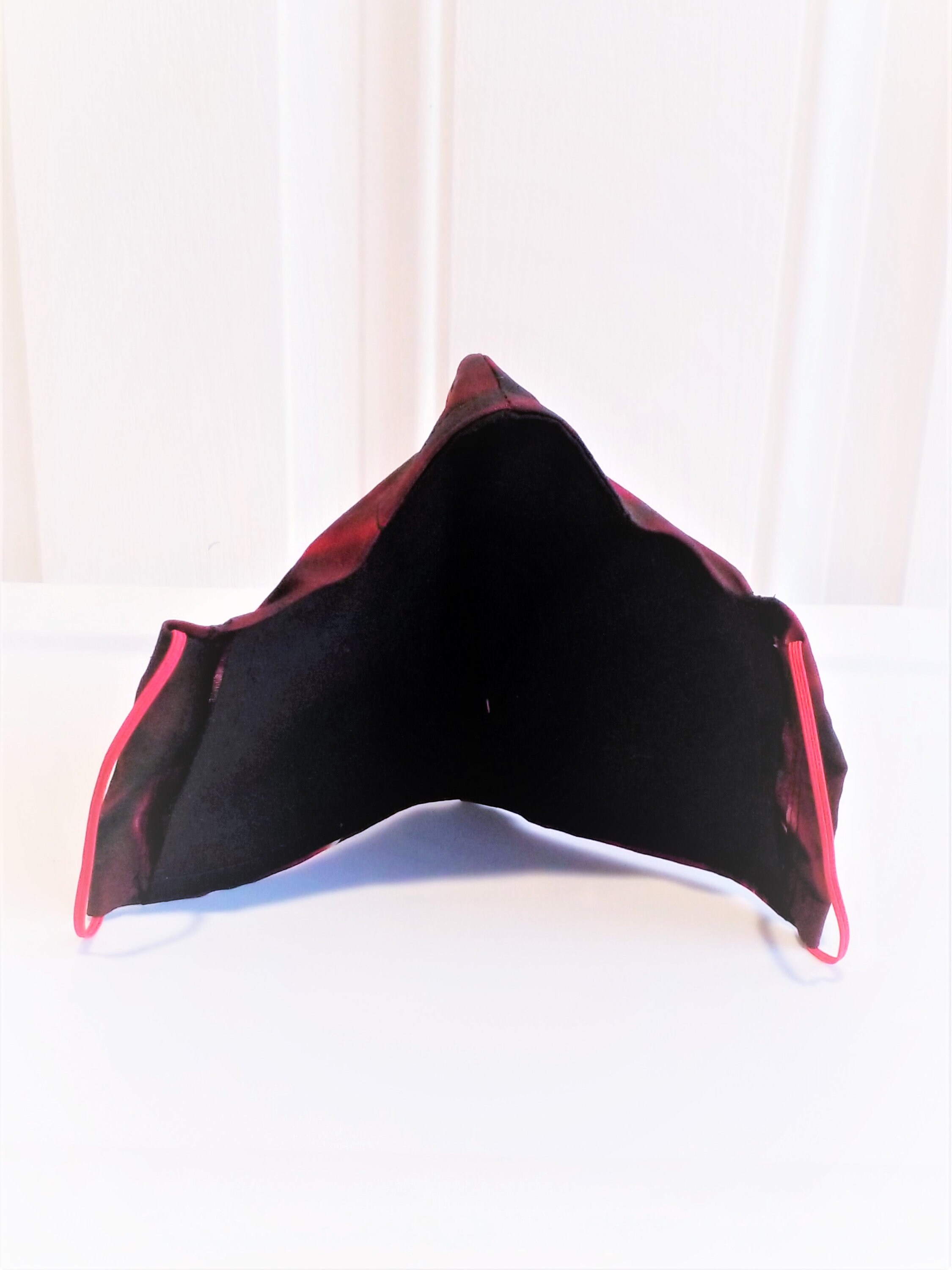 Face Mask Skulls Red With Filter and Nose Wire, Fabric Halloween Dust ...