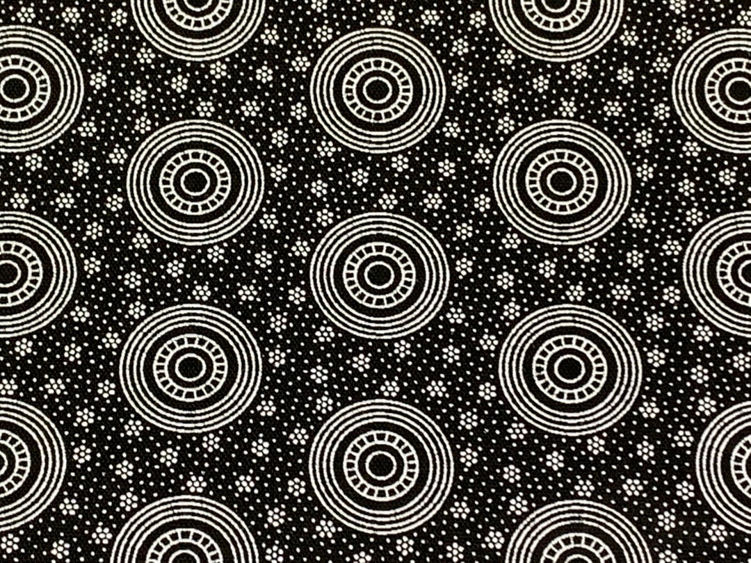 South African Shweshwe Fabric by the YARD. Dagama 3 Cats Black & White ...