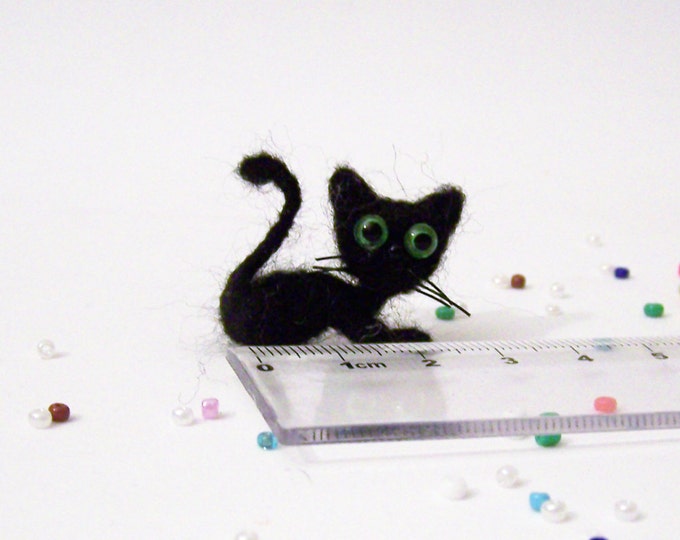 1 Inch Needle Felted Miniature Black Cat Tinny Cat - Etsy