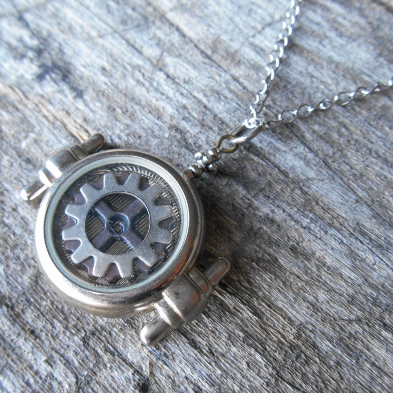 Silver Gear Necklace - Etsy