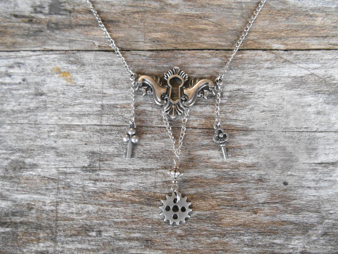 Steampunk Keyhole Necklace: Silver Tone Keys & Gear, Victorian Style - Etsy