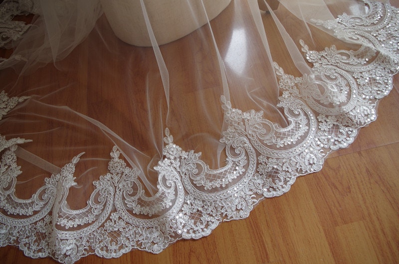 Alencon lace trimivory sequined lace trim CGDZ53 | Etsy