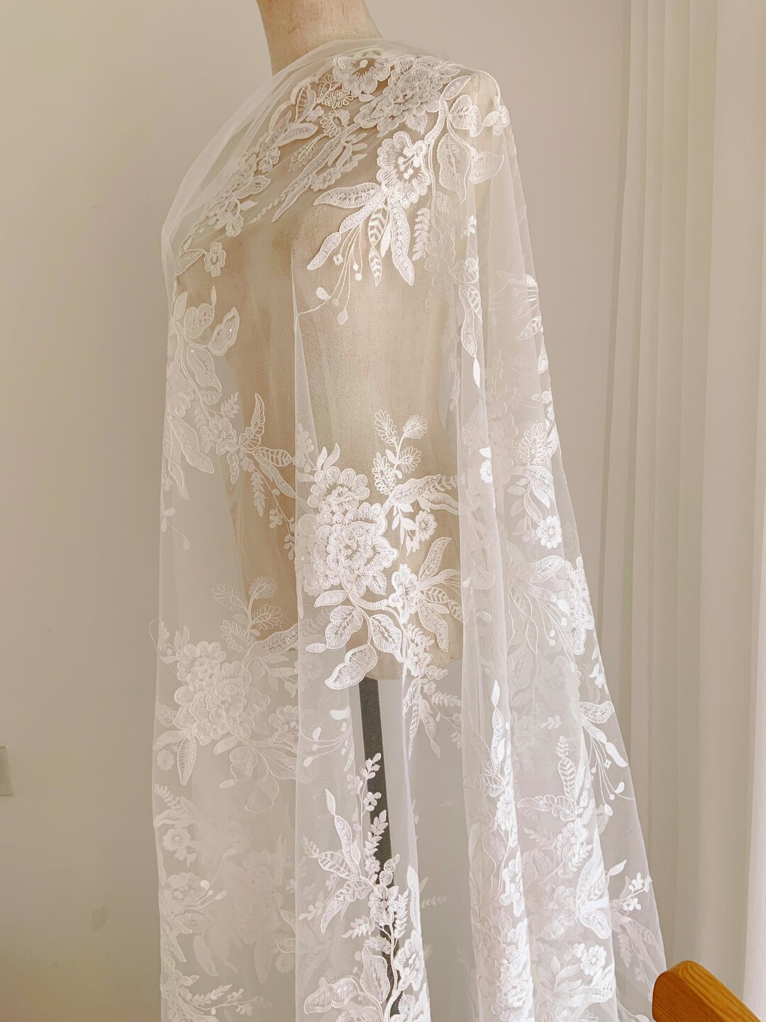Off White Cord Lace Fabric, Retro Floral Lace, Cotton Embroidered Lace ...