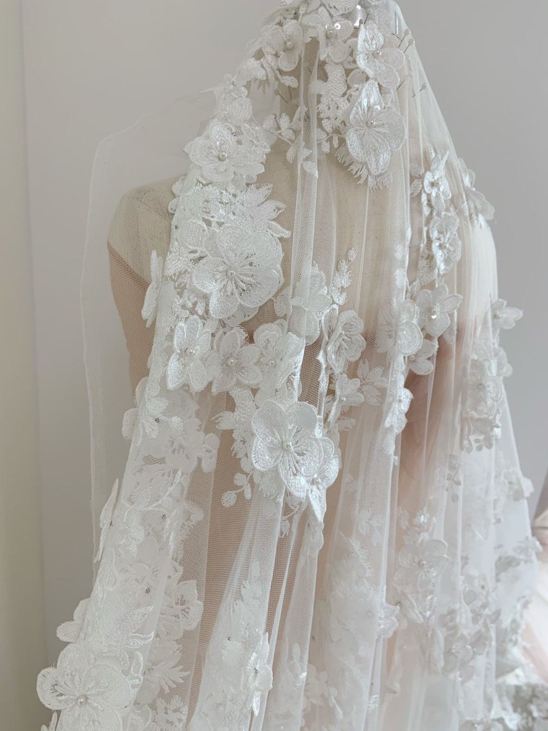 Off White Tulle Lace Fabric With 3d Flowers for Veil, Bridal Dress ...