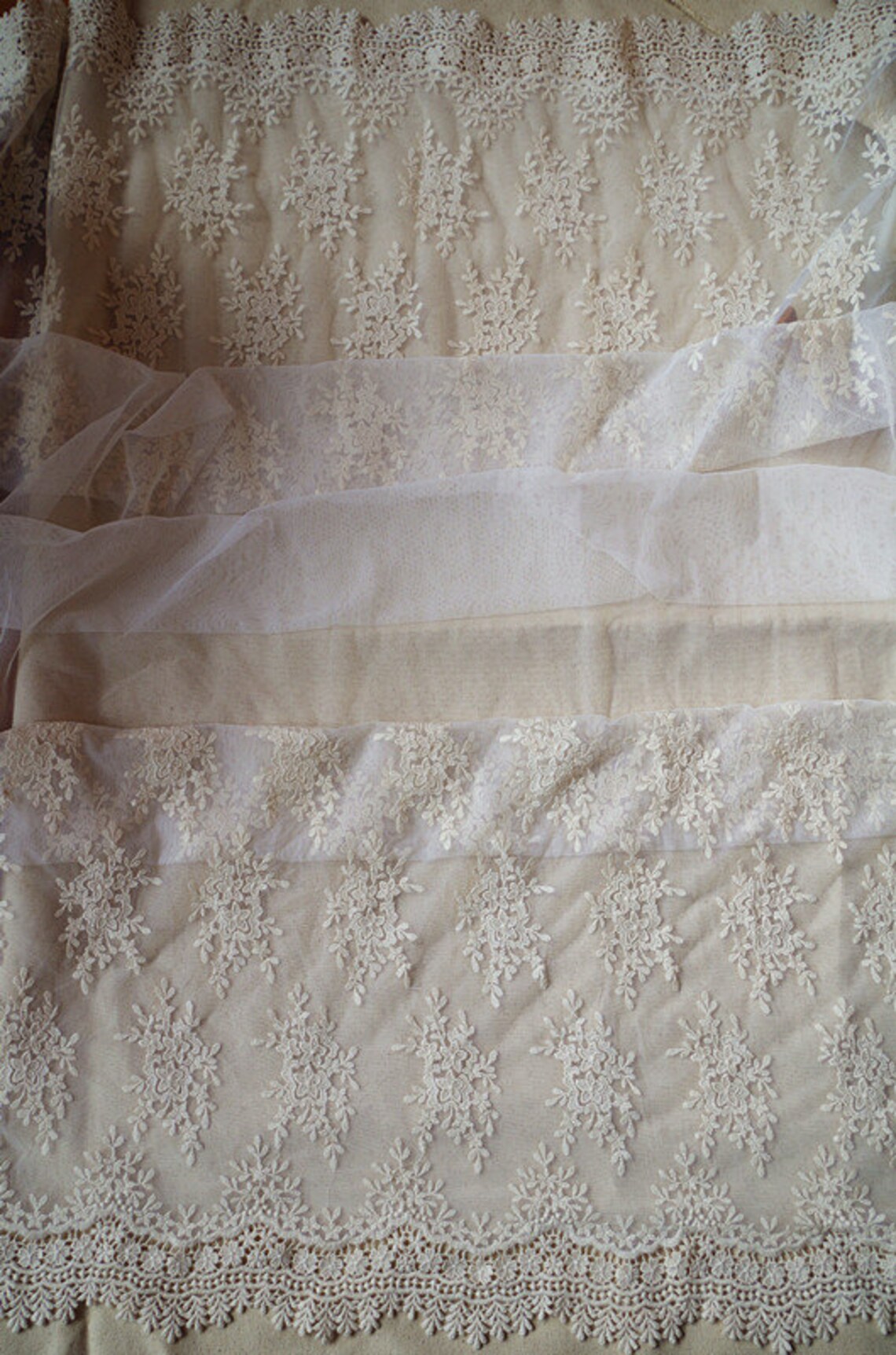 Ivory Lace Fabric With Retro Embroidery, Ivory Tulle Lace Fabric With ...