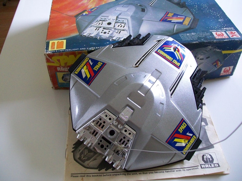 Vintage SPACE COMMANDER sterowanie radiowe JAPOŃSKI statek kosmiczny ...