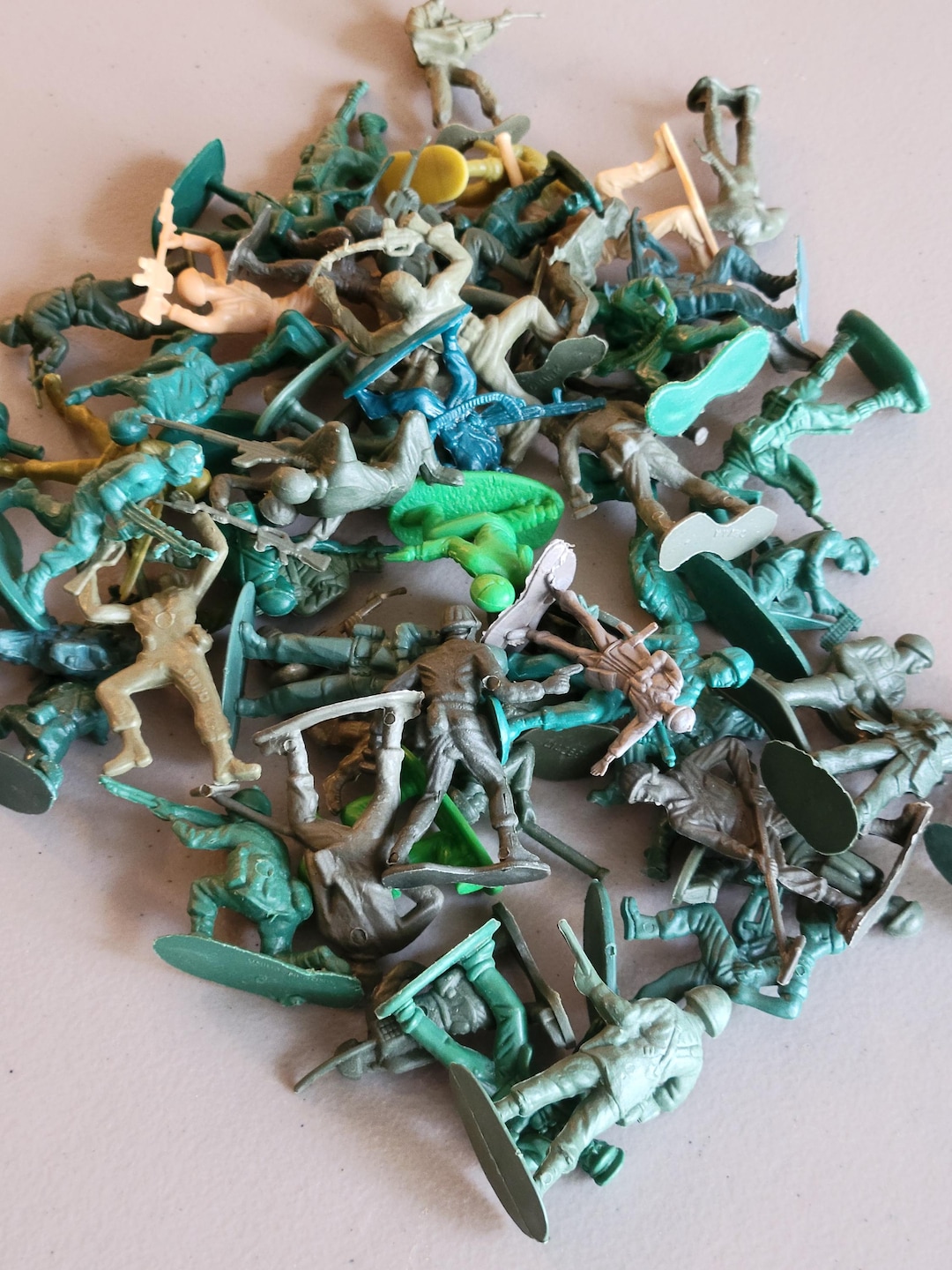 Vintage Green Army Men Plastic Toy Soldiers Lot of 57 Pieces - Etsy