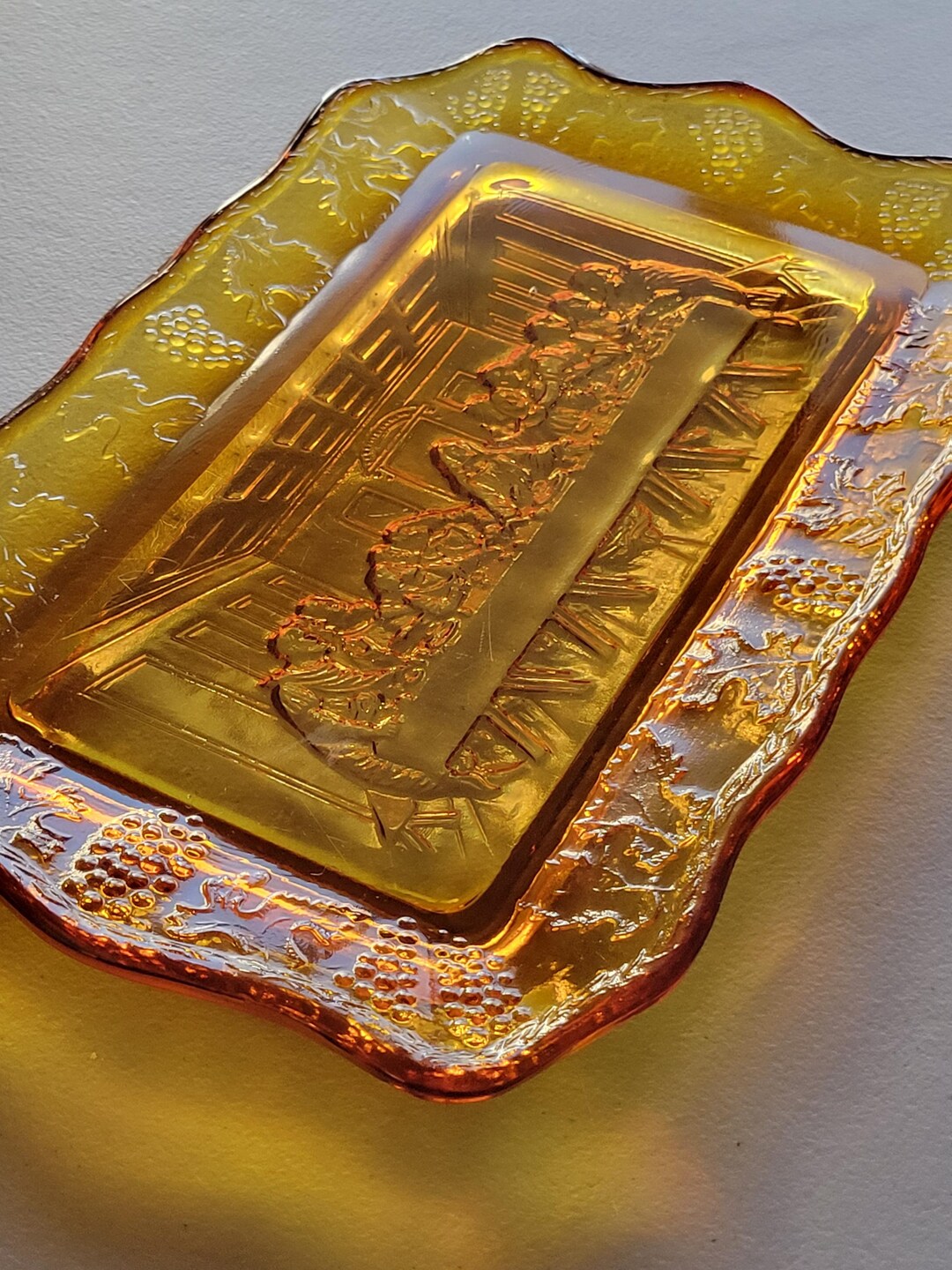 Vintage Indiana Amber Glass Bread Plate Depiction of the Last Supper - Etsy