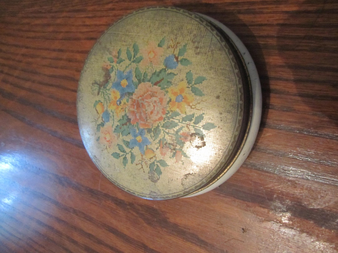 Vintage Round Candy Tin Talcum Powder Tin Body Powder Tin Vintage ...