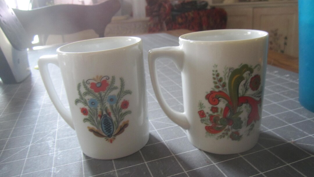 Set of Two Berggren Coffee Mugs Swedish Mugs Tole Painting Rosemaling ...