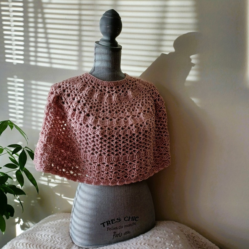 DANDELION FIELD CAPELET / Crochet Short Cape / Cropped Cape / Crochet ...