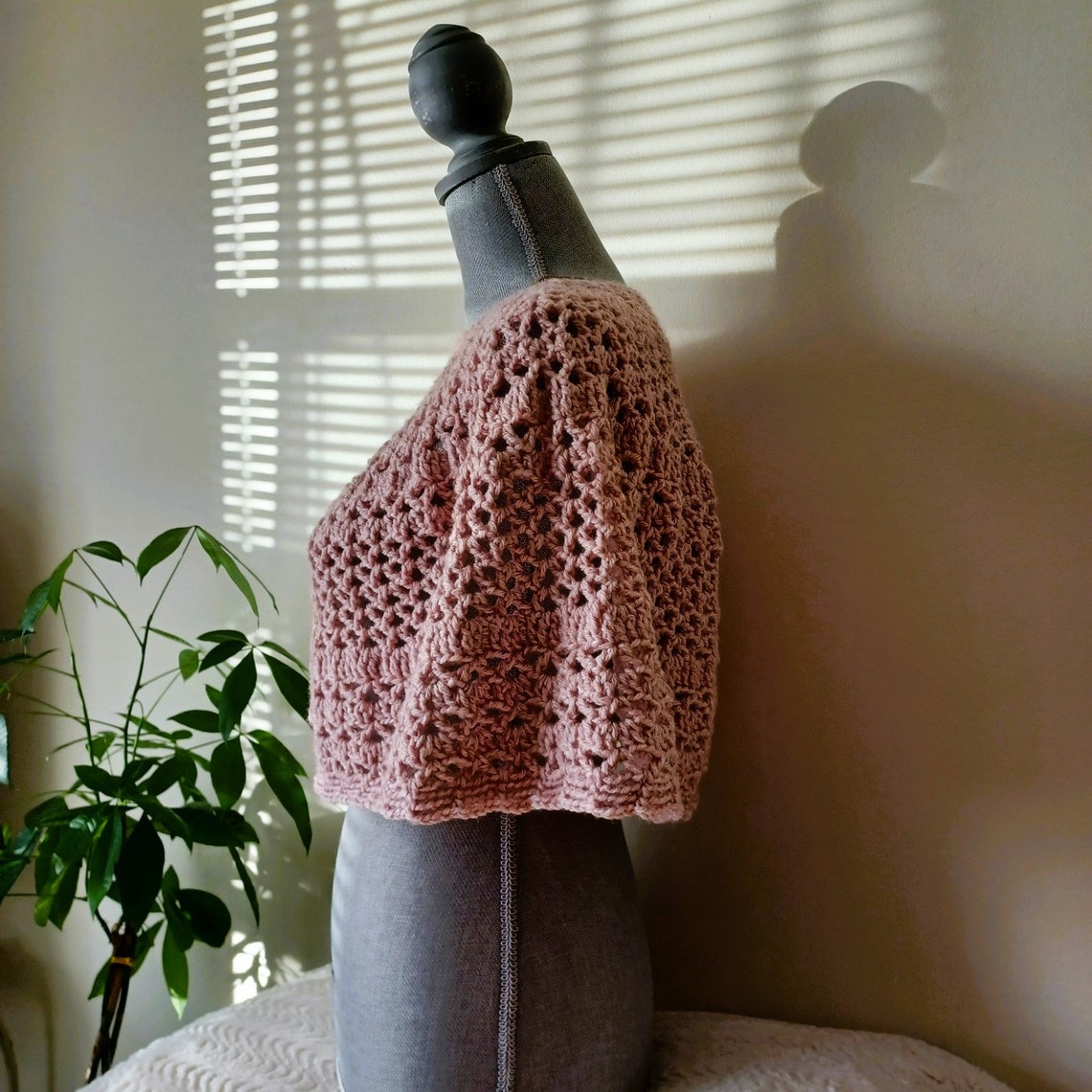 DANDELION FIELD CAPELET / Crochet Short Cape / Cropped Cape / Crochet ...