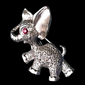 Vintage Silver Elephant Pin Brooch With Red Rhinestone Eye - Etsy