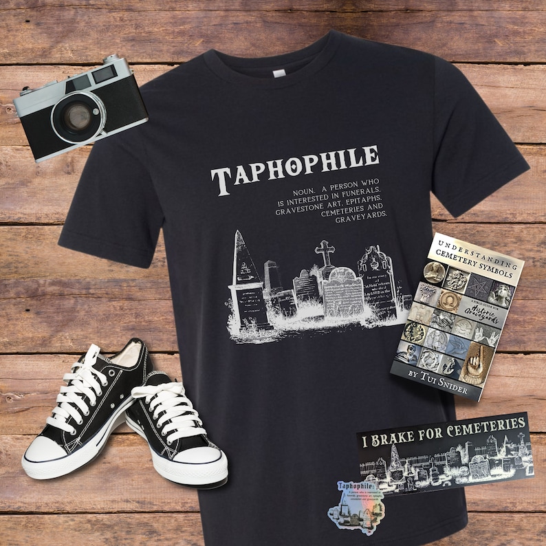 Taphophile Definition T-shirt | Cemetery Lover Gift - Etsy