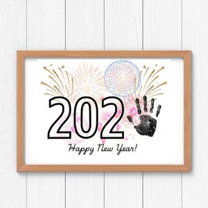 New Years Handprint Craft | 2025 Kids Preschool or Daycare Activity ...