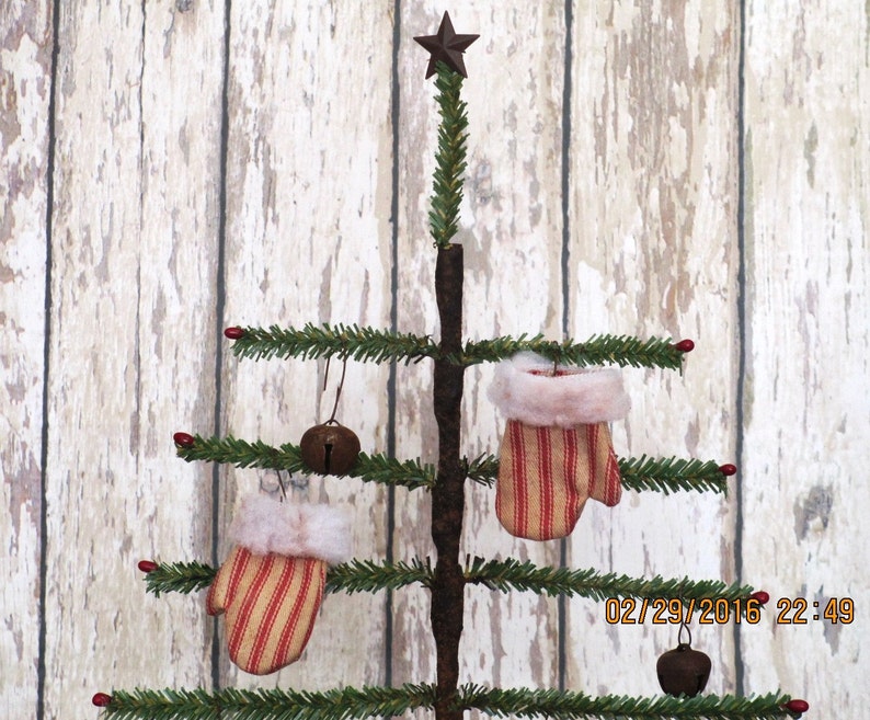 Primitive Faux German Single Feather Tree With Rusty Star and | Etsy