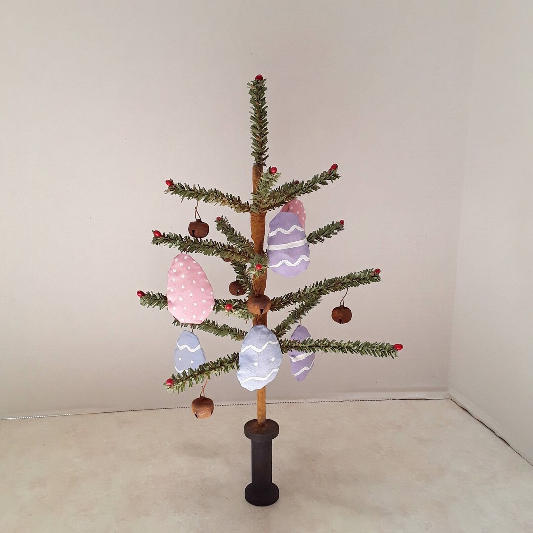 Primitive Easter Faux Feather Tree With Easter Egg Ornaments, Primitive ...
