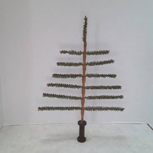 Primitive Easter Faux Feather Tree With Yelloware Ornaments, Primitive ...