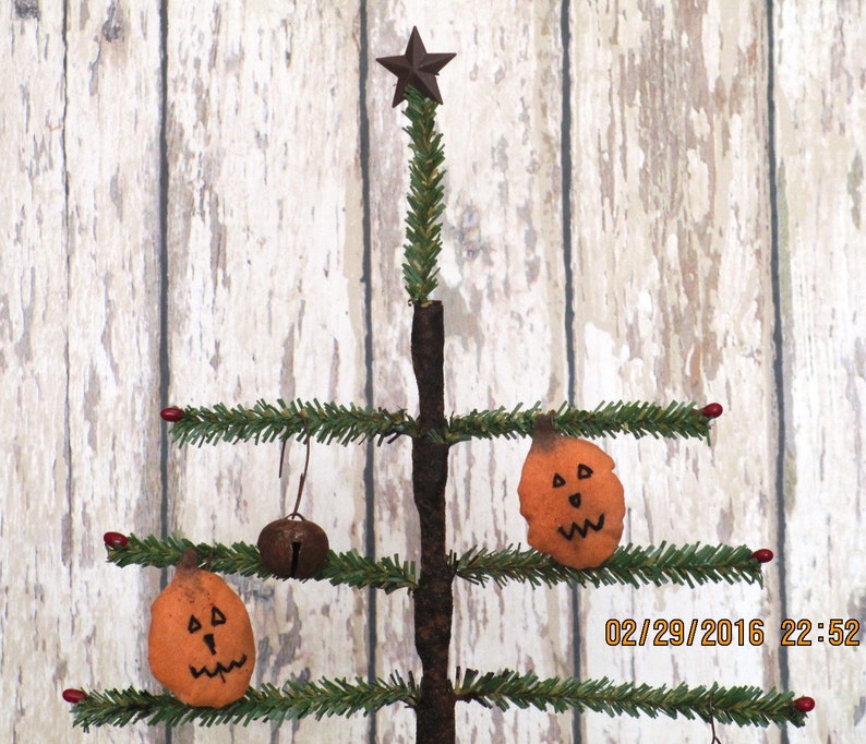 Primitive Faux German Single Feather Tree With Rusty Star and - Etsy