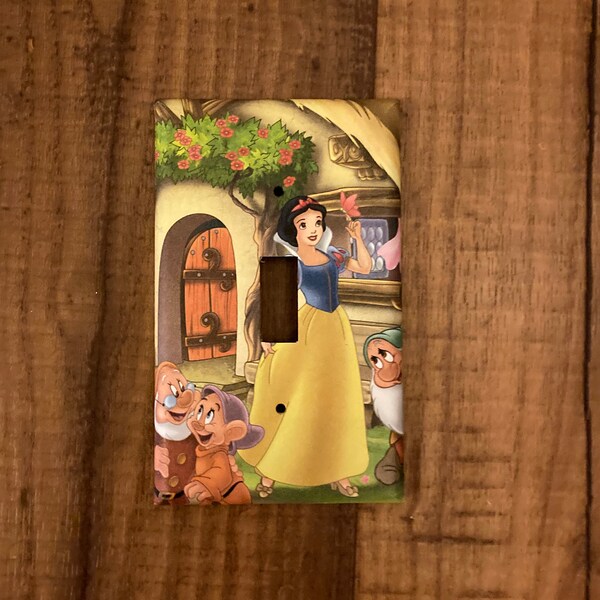 Snow White Frame - Etsy