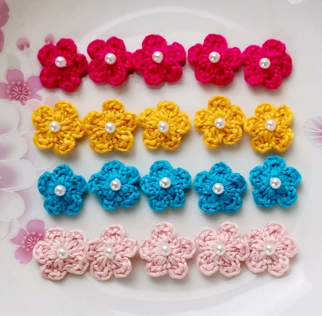 20 Mini Crochet Flowers in Azalea, Yellow Gold, Turquoise, Lt Pink With ...
