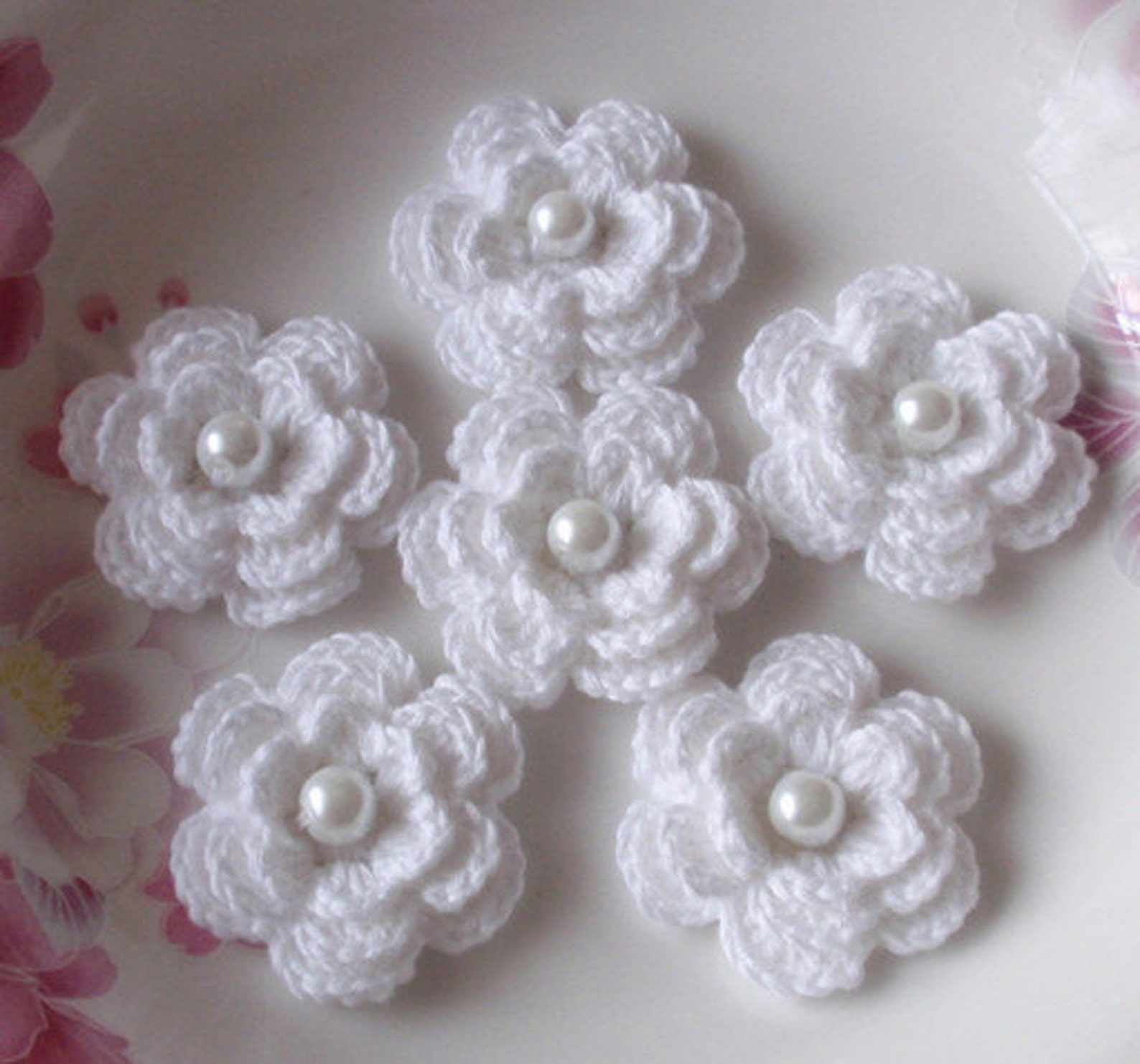 6 Crochet Flowers With Pearls in White YH-11-30 - Etsy