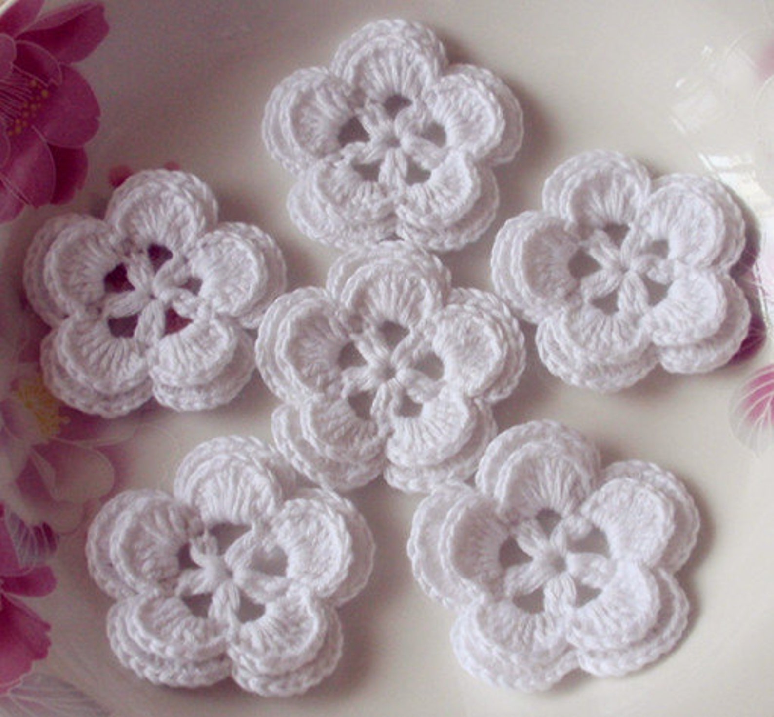 6 Crochet Flowers in White YH-022-06 | Etsy